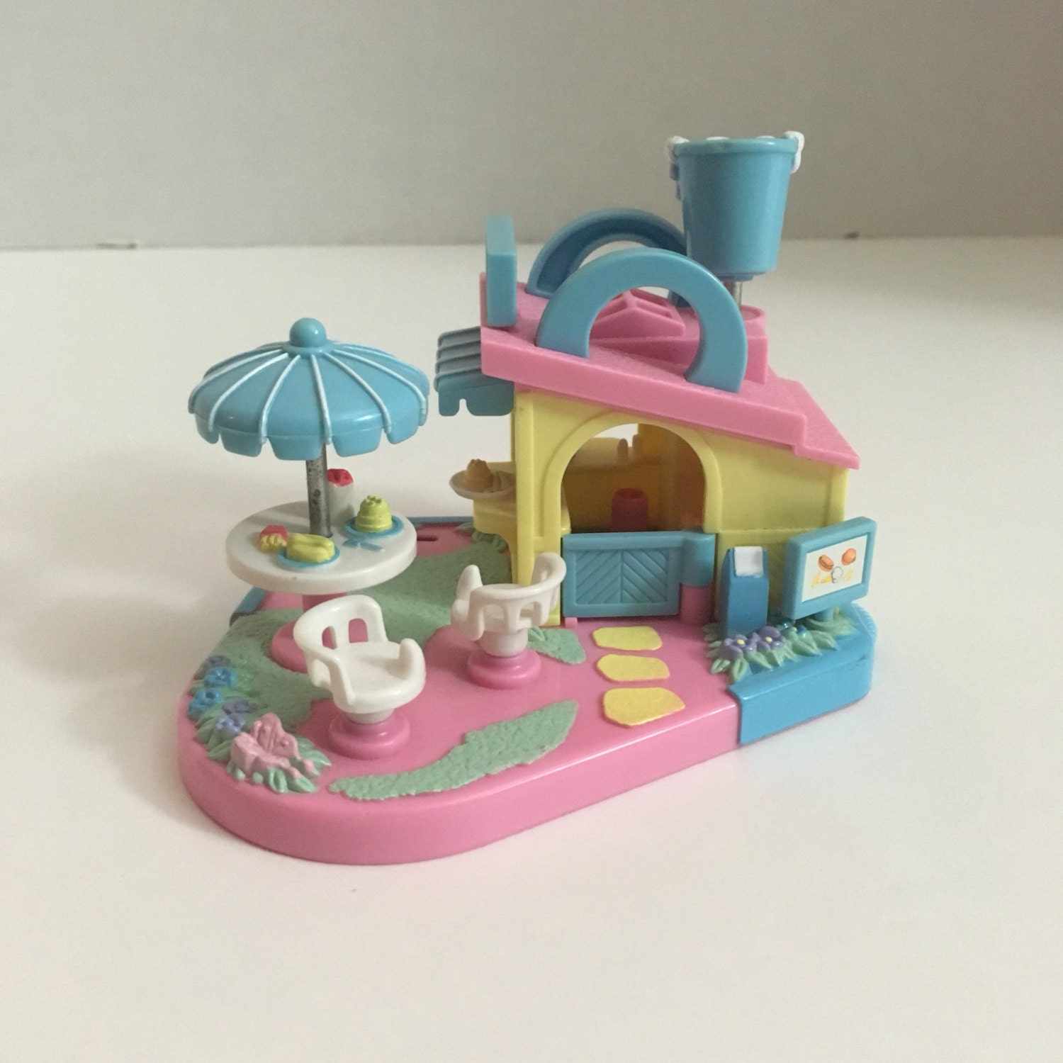 Mimi Polly Pocket The Goo Goos Drive N Eat Playset 1994 | Etsy