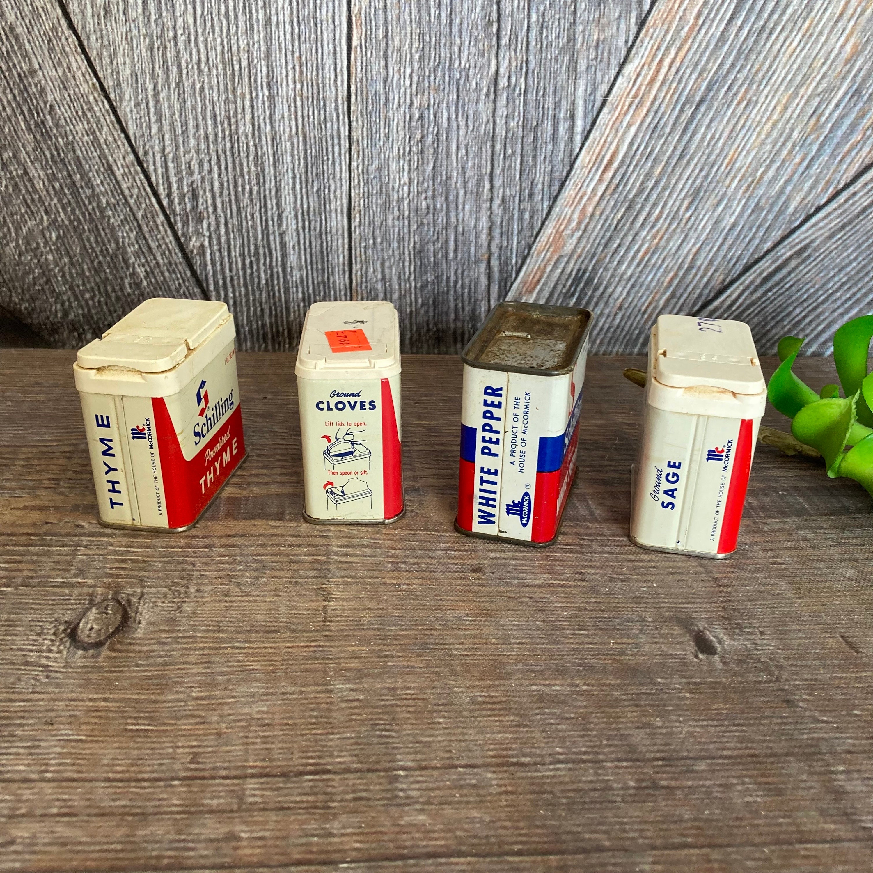 4 Vintage Spice Tins Spices Shakers Store Display Craft Supply ...