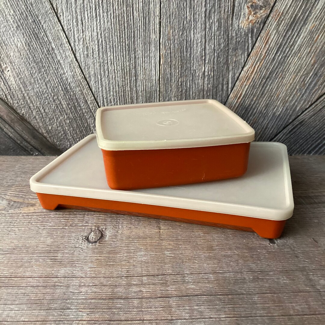 2 Vintage Tupperware Hot Dog Bacon Sandwich Keeper Plastic Tupper Ware ...