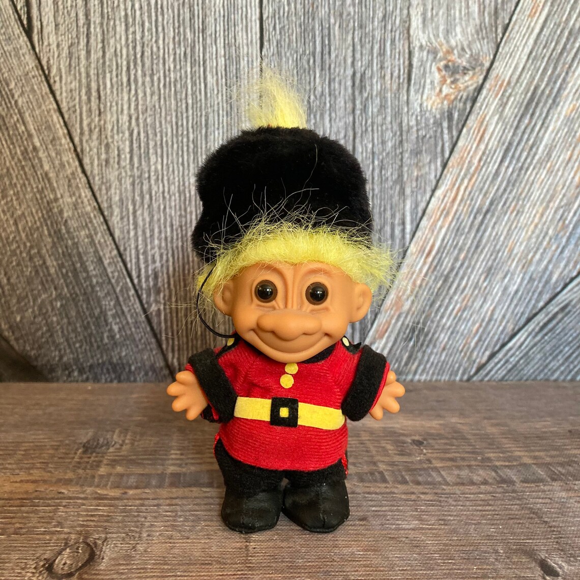 Vintage British Troll Doll London England Troll Royal Guard Russ Berrie ...