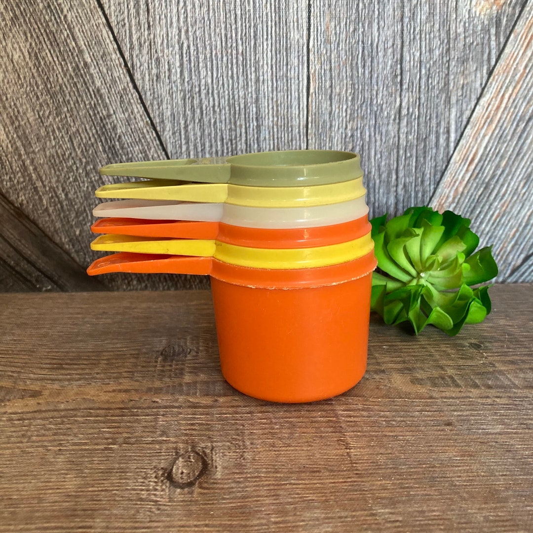 Vintage Tupperware Measuring Cups plastic Tupper Ware Measuring Cup Set ...