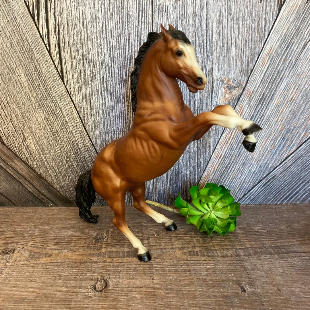 Breyer Fighting Stallion Horse, Vintage Toy Horse Figurine {plastic ...