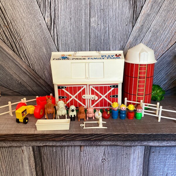 Little People Barn - Etsy
