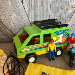 Vintage Adventure People Daredevil Sport Van 1970's Fisher Price People ...