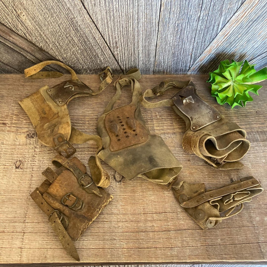 Vintage Corn Husking Gloves Leather Metal Corn Huskers Primitive Farm ...