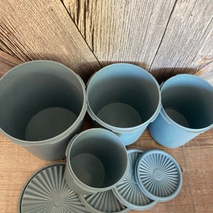 Vintage Tupperware Canister Set {plastic Round Powder Blue Set Nesting ...