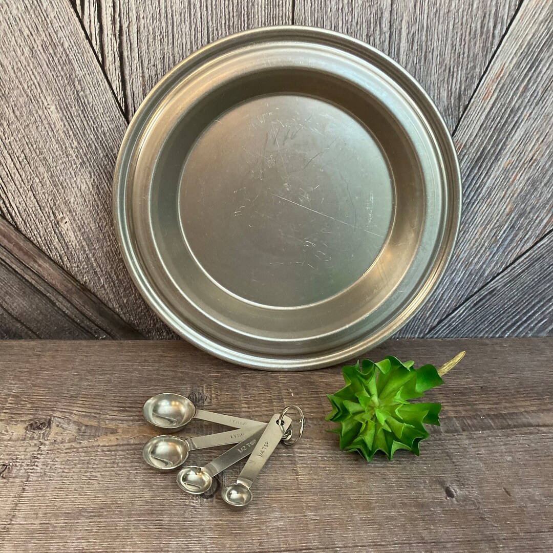 Vintage Pie Tin and Measuring Spoons {aluminum Metal Dripless Pie Plate ...