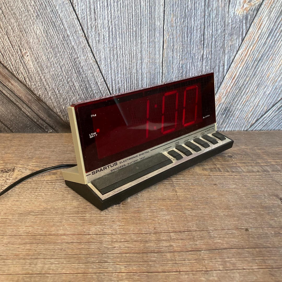 Vintage Spartus Alarm Clock, Electronic Digital 1150 Clock Electric ...
