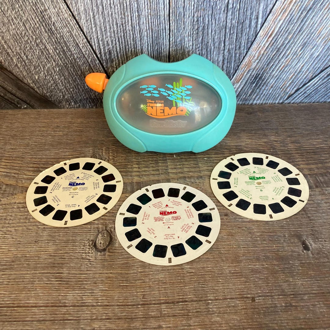 Vintage View Master 90s Toy With Finding Nemo 3D Picture Reels {vintage ...