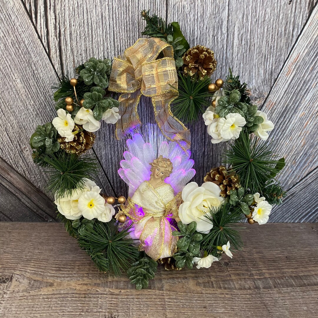 Vintage Avon Fiber Optic Angel Wreath, Christmas Decoration Holiday ...
