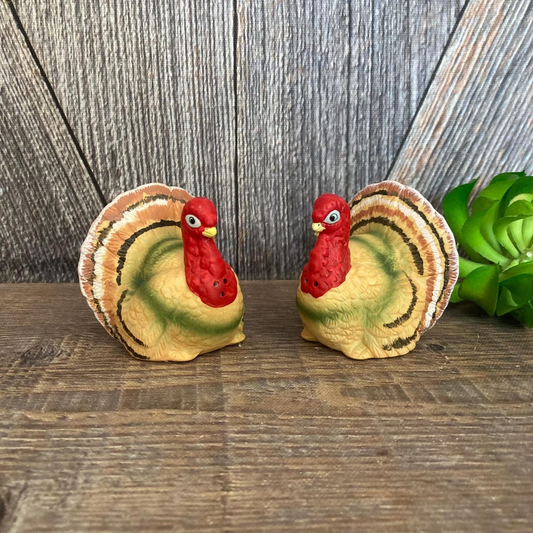 2 Vintage Turkey Salt and Pepper Shakers Thanksgiving Decor Ceramic ...