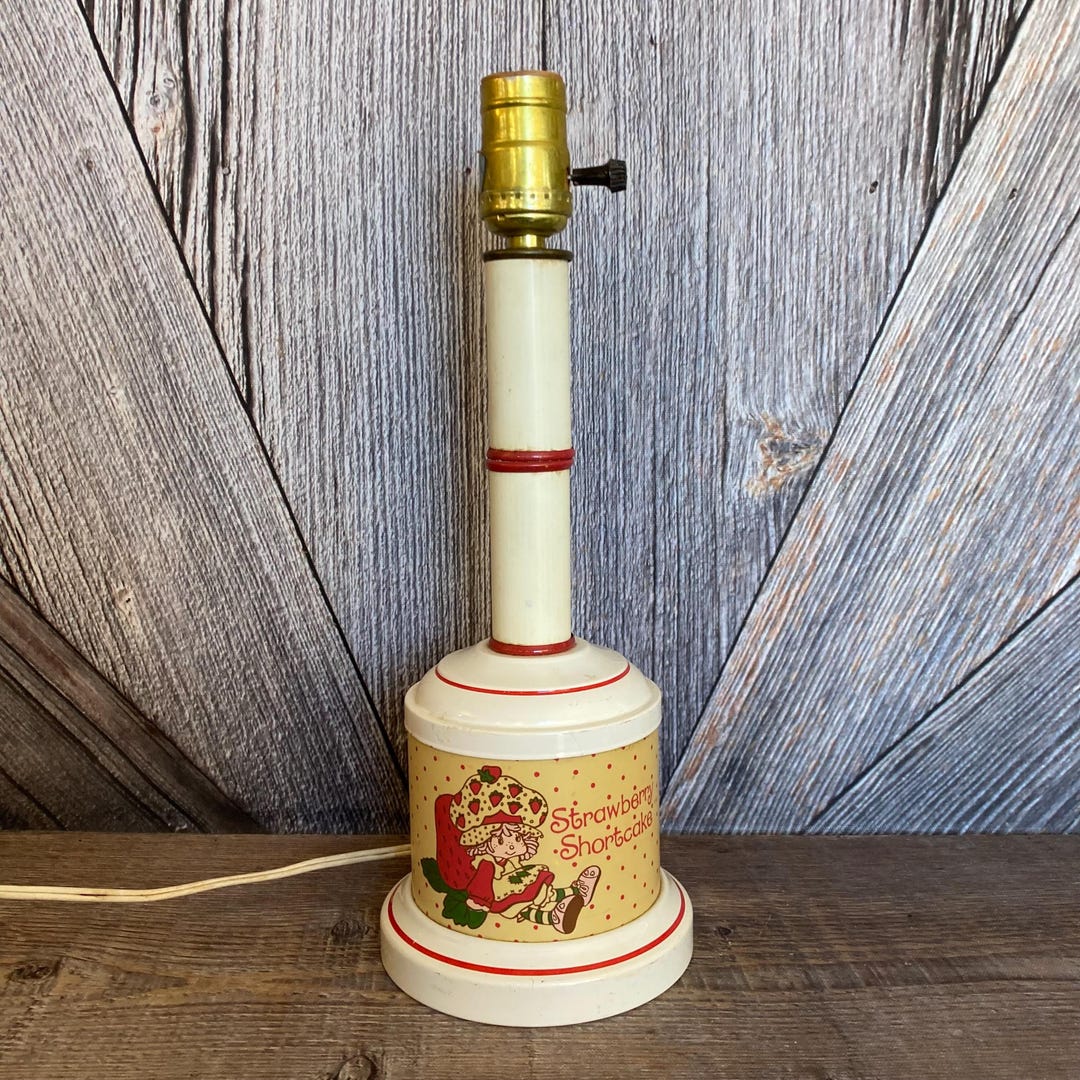 Vintage Strawberry Shortcake Lamp, Works 80's SSC Tin Metal 1980's Lamp ...