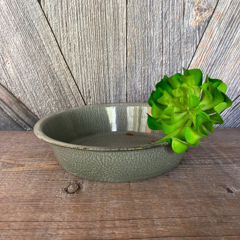 Vintage Enamel Small Bowl 8.75 Inch enamelware Basin Gray - Etsy