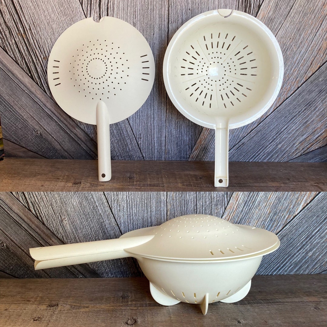 Vintage Tupperware Colander {double Colander 2 Piece With Lid Plastic ...