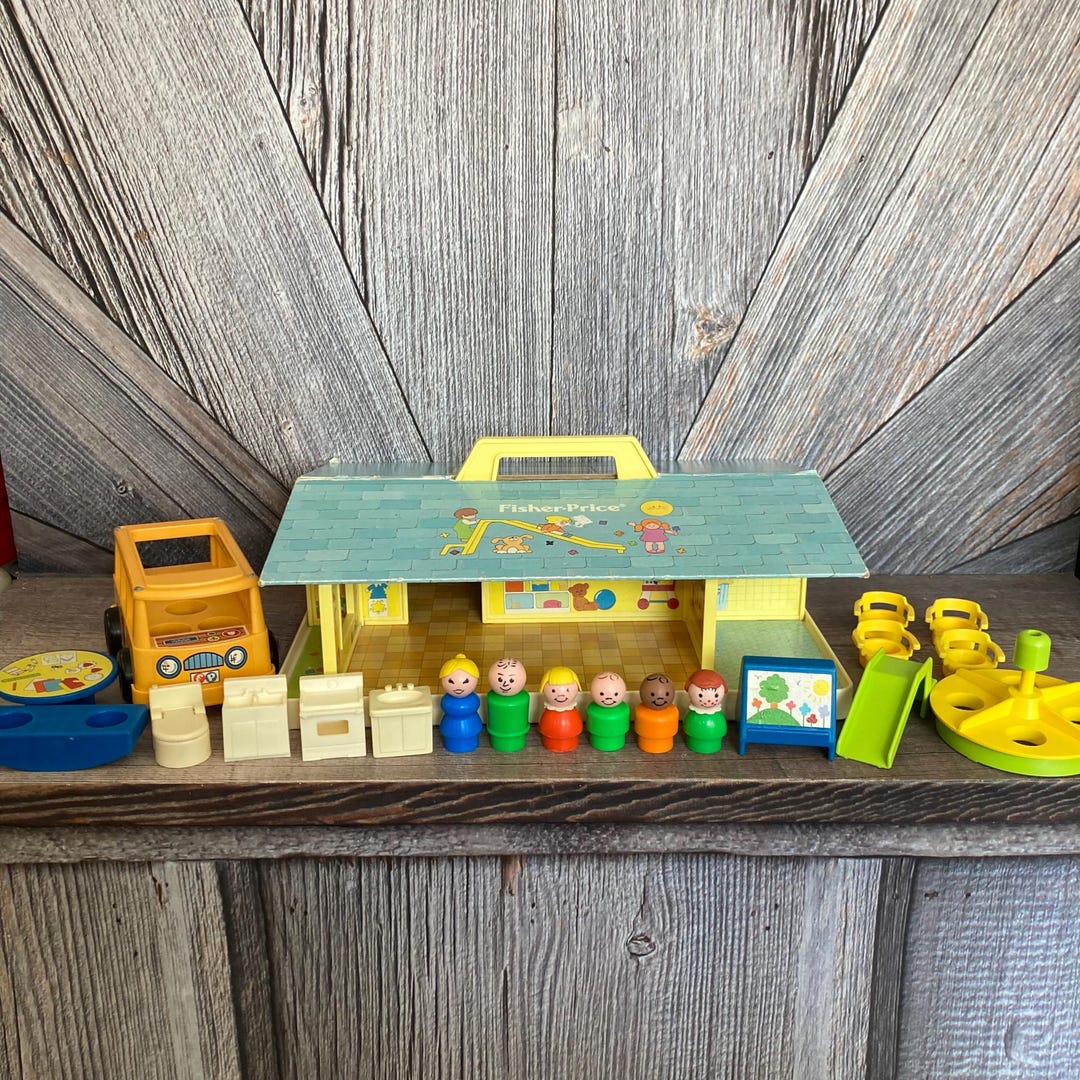 Vintage Fisher Price Little People Nursery School COMPLETE {play Family ...
