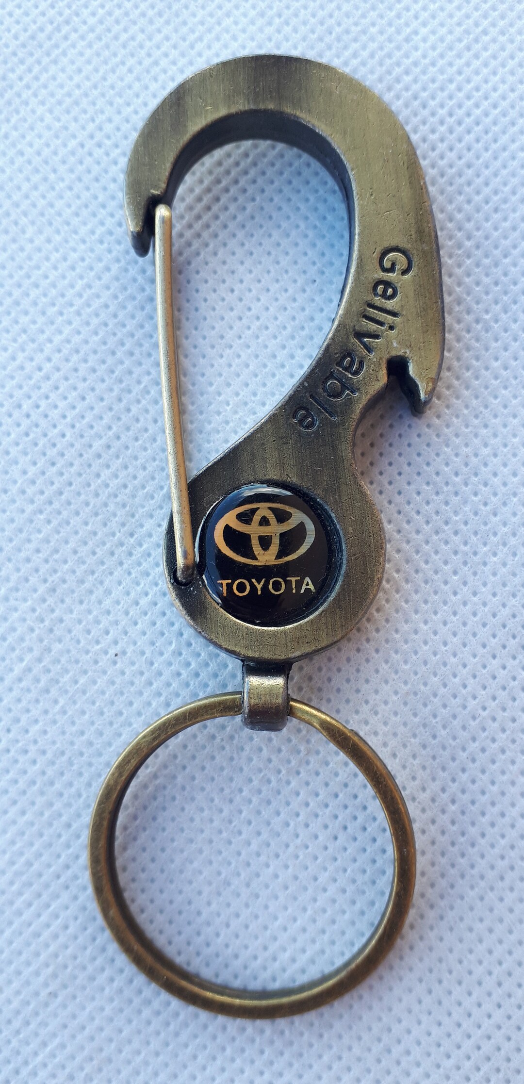 TOYOTA Logo - Japan Auto Company Car, Auto, Automotive, Keychains, Key ...