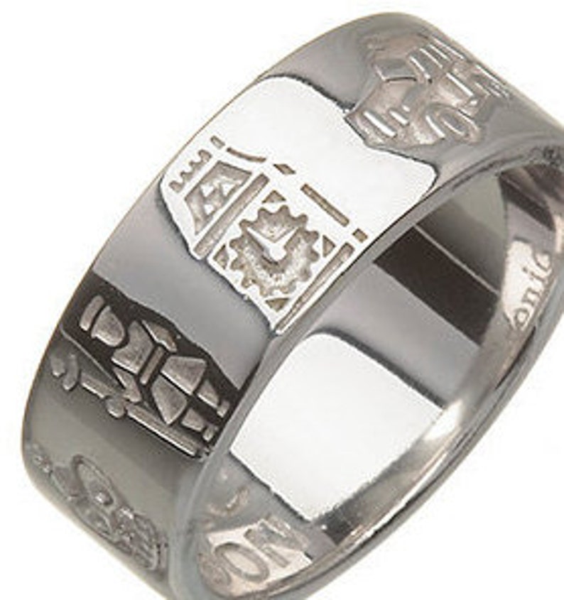 Iconic London Ring, Sterling Silver 6mm Wide - Etsy