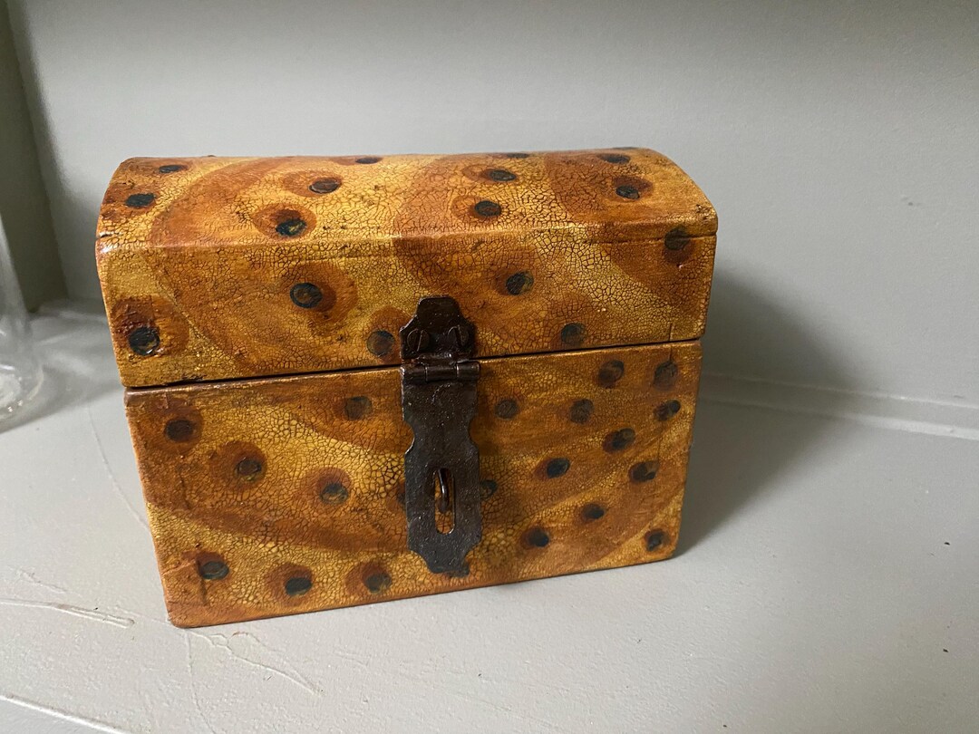 Primitive Hand Painted Folk Art Reproduction Small Decorated Box - Etsy