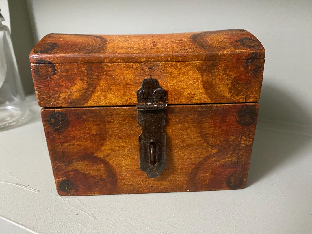 Primitive Hand Painted Folk Art Reproduction Small Decorated Box - Etsy