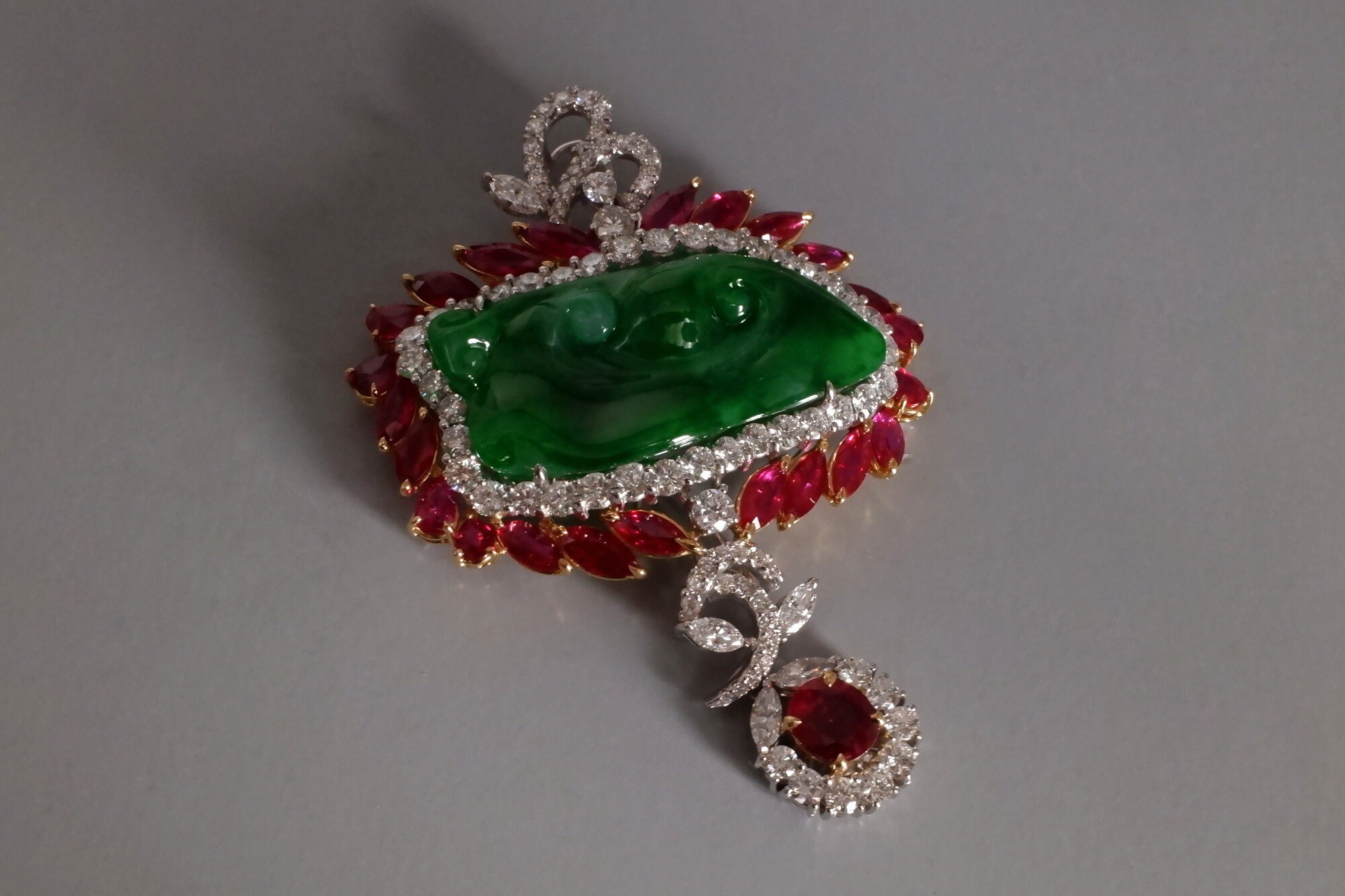 Imperial Luminous Jade Ruby Pendant 18k - Etsy