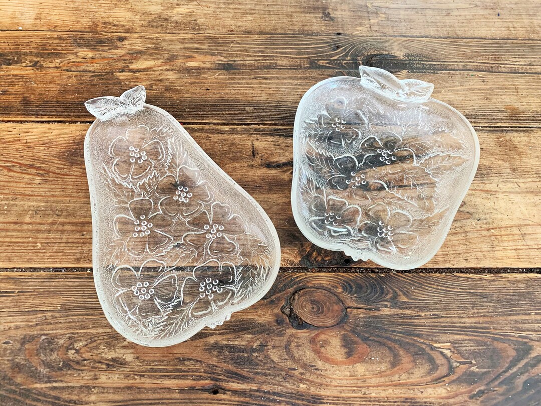 Pair of Vintage Hazel Atlas Apple Pear Glass Dishes Fruit Themed Fruit ...