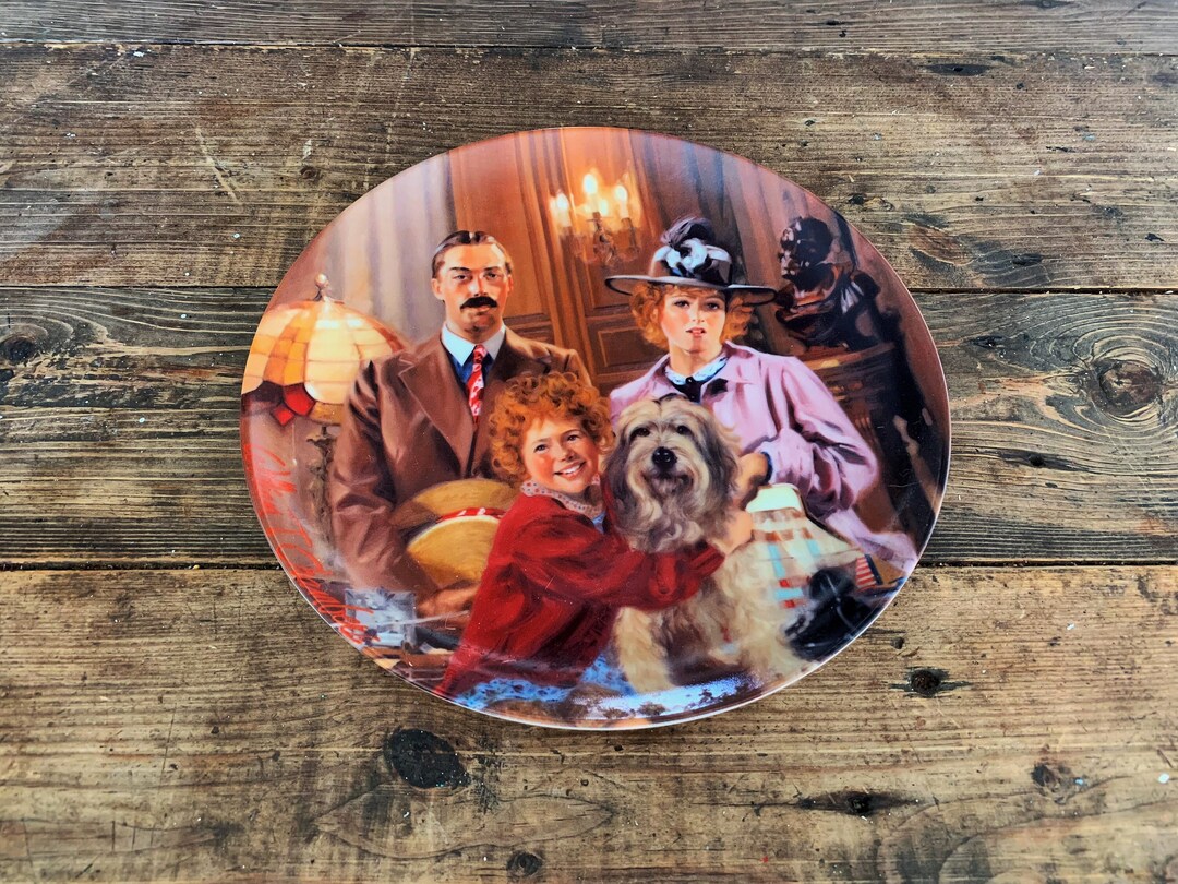 Collectible Annie Plate Columbia Pictures Annie Lily and Rooster Annie ...