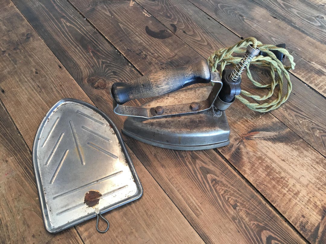 Vintage Thermax Electric Hand Iron/landers Frary and Clark Vintage ...