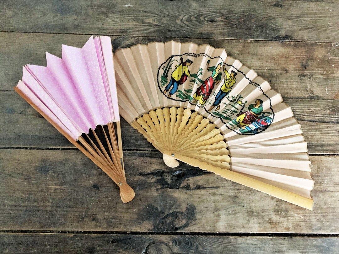 Pair of Vintage Asian Hand Fans Decorative Asian Décor Hand Fan Set of ...
