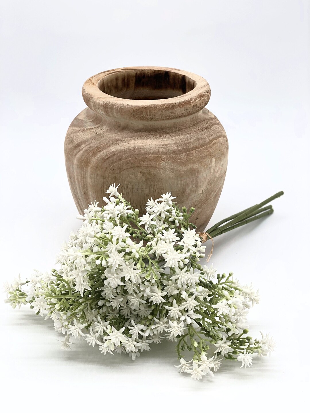One Bundle of 4 White Luxury Wild Flower Stems 15" Tall Plastic ...