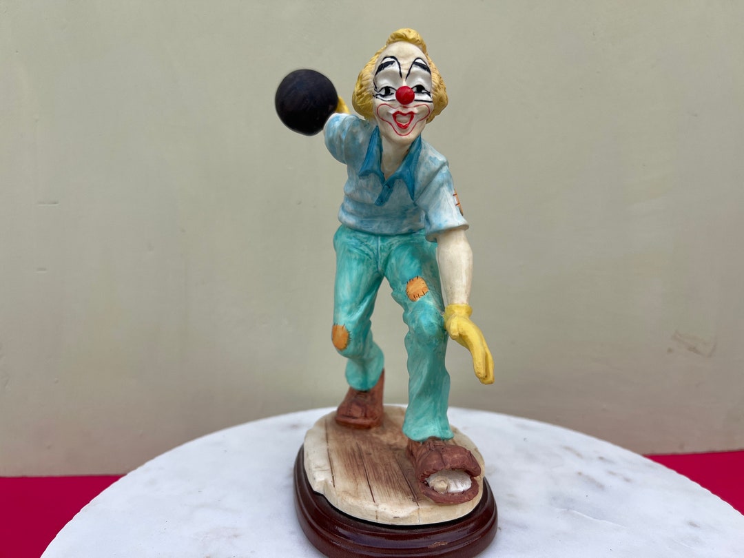 Vintage Blowing Clown Figurine Statue,bowling Clown Figurine,decorative ...