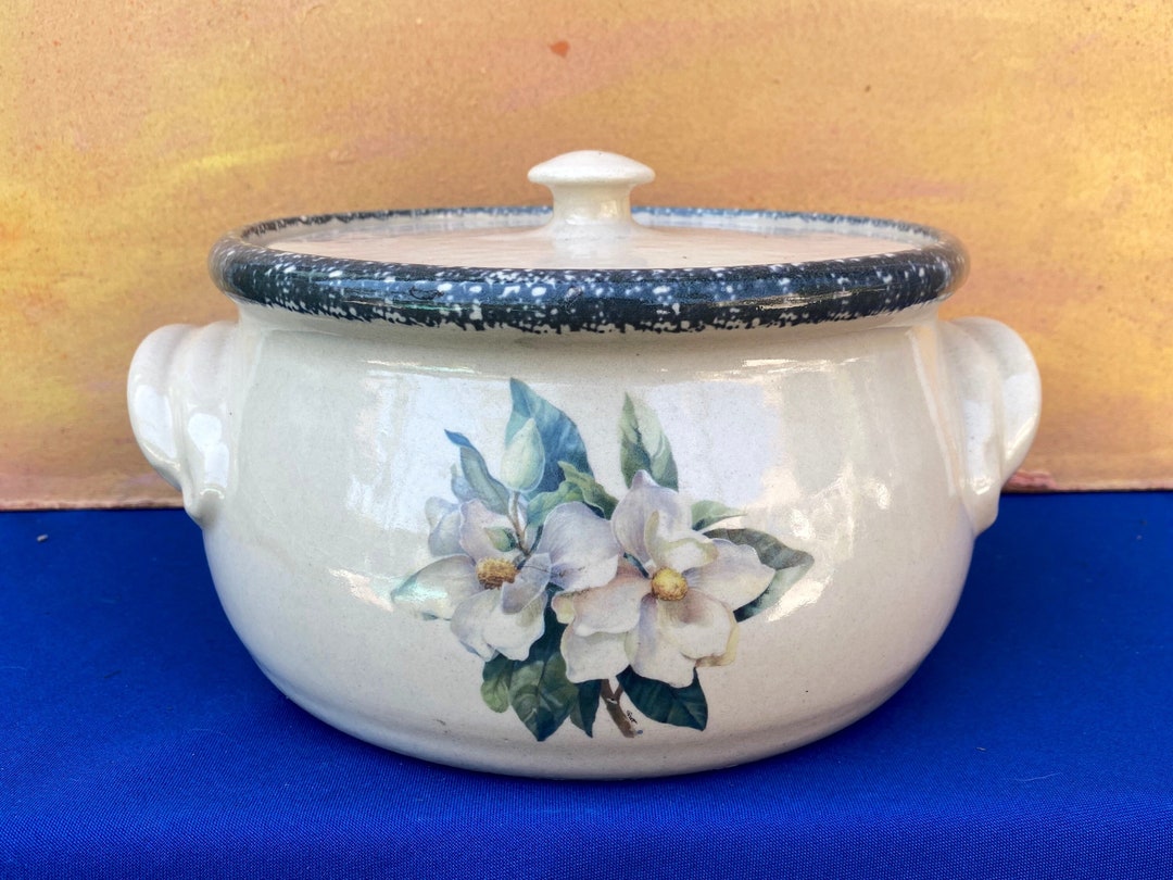 Vintage Magnolia Casserole Pot With Lid - Home & Garden Party Stoneware ...