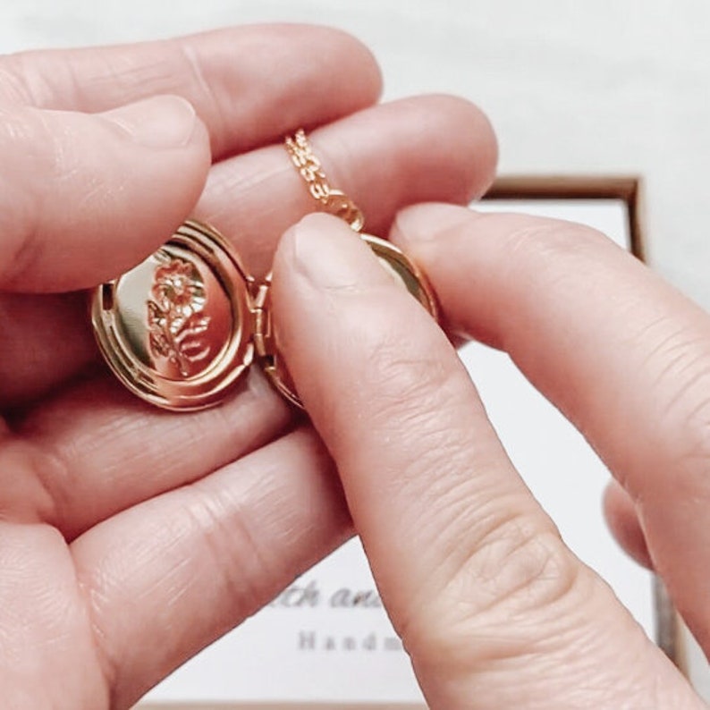 Gold Perfume Locket Necklace, Solid Perfume, Essential Oil Perfume ...