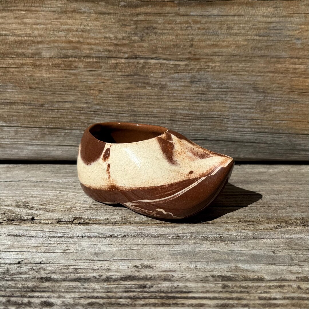 Juanita Ware Swirl Pottery Clog Shoe - Etsy