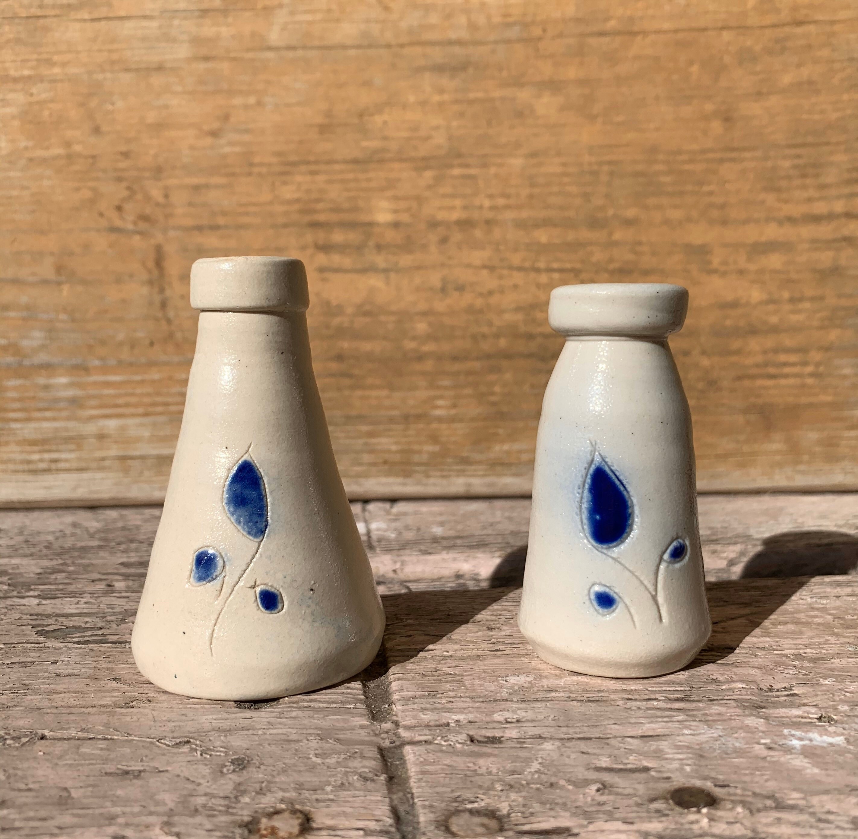 Two Williamsburg Pottery Colonial Ink Wells Often Used as Bud - Etsy