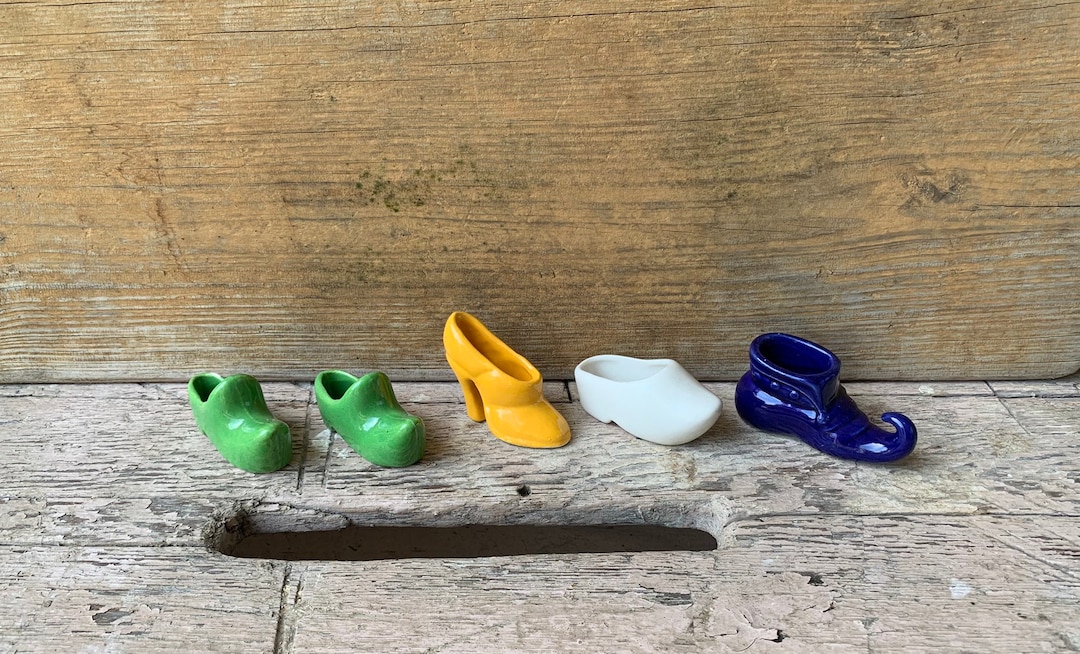 Mini Collection of 5 Vintage Small Ceramic Shoes - Etsy