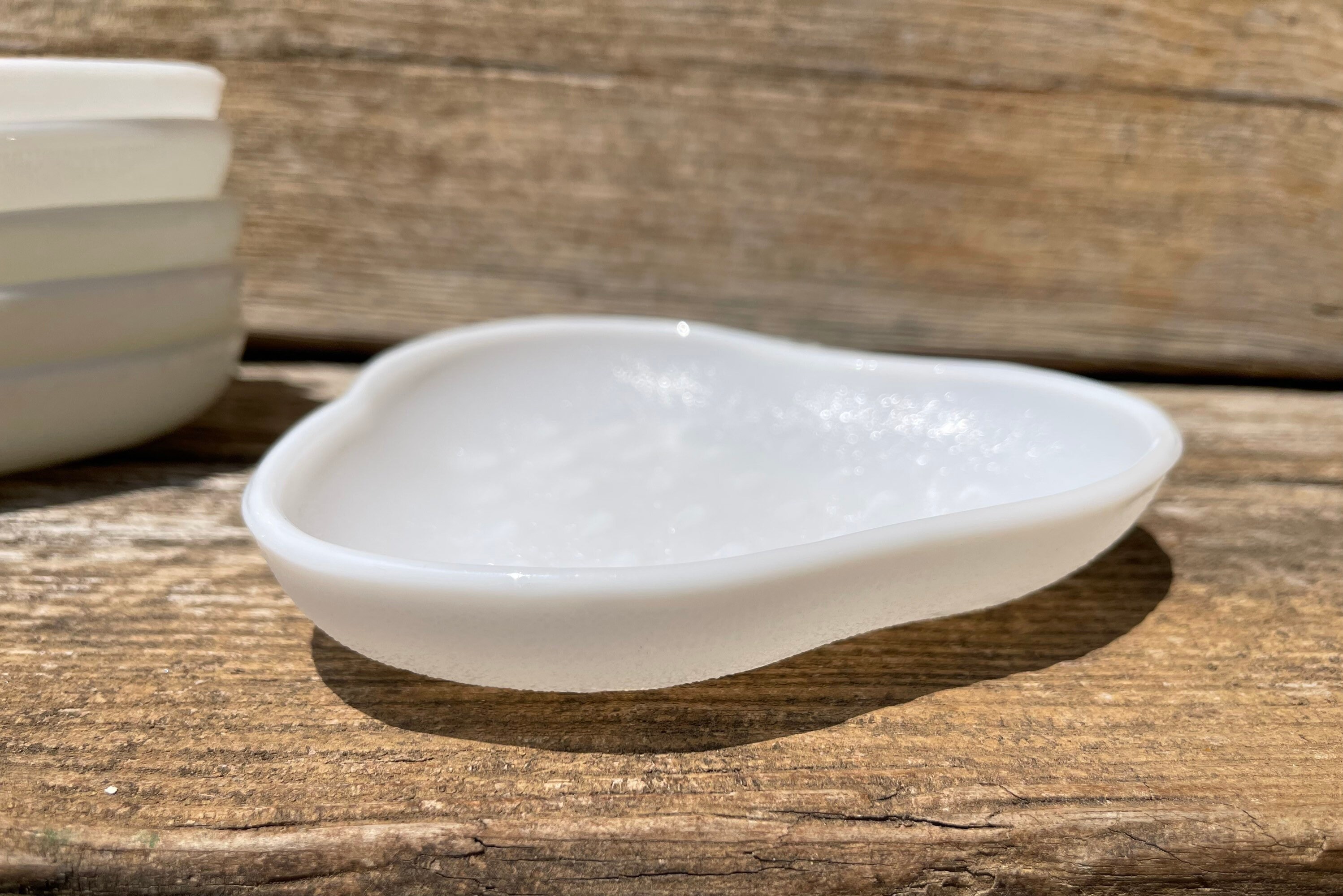 Hazel Atlas White Milk Glass Strawberry Shaped Plates / Dishes - Etsy