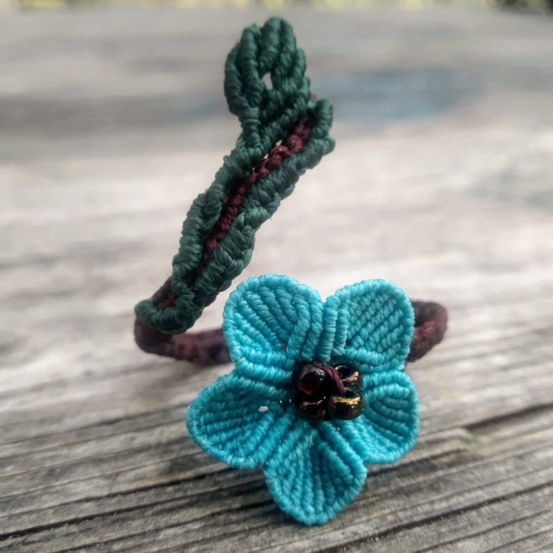 Macrame Flower Ring, Floral Bypass Ring, Adjustable Open Ring, Wrap ...