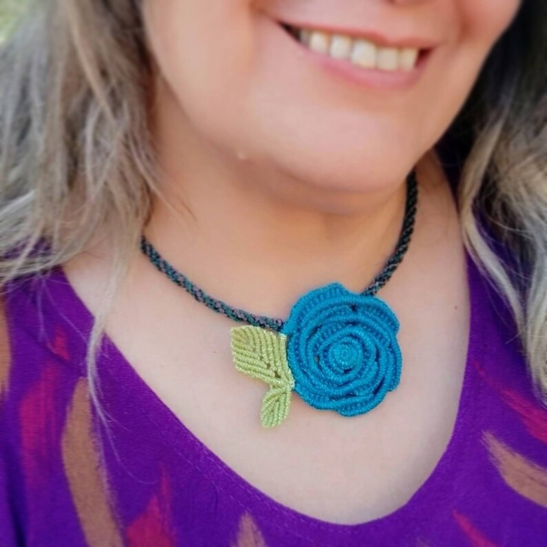 Macrame Rose Necklace Hippie Floral Necklace Adjustable - Etsy