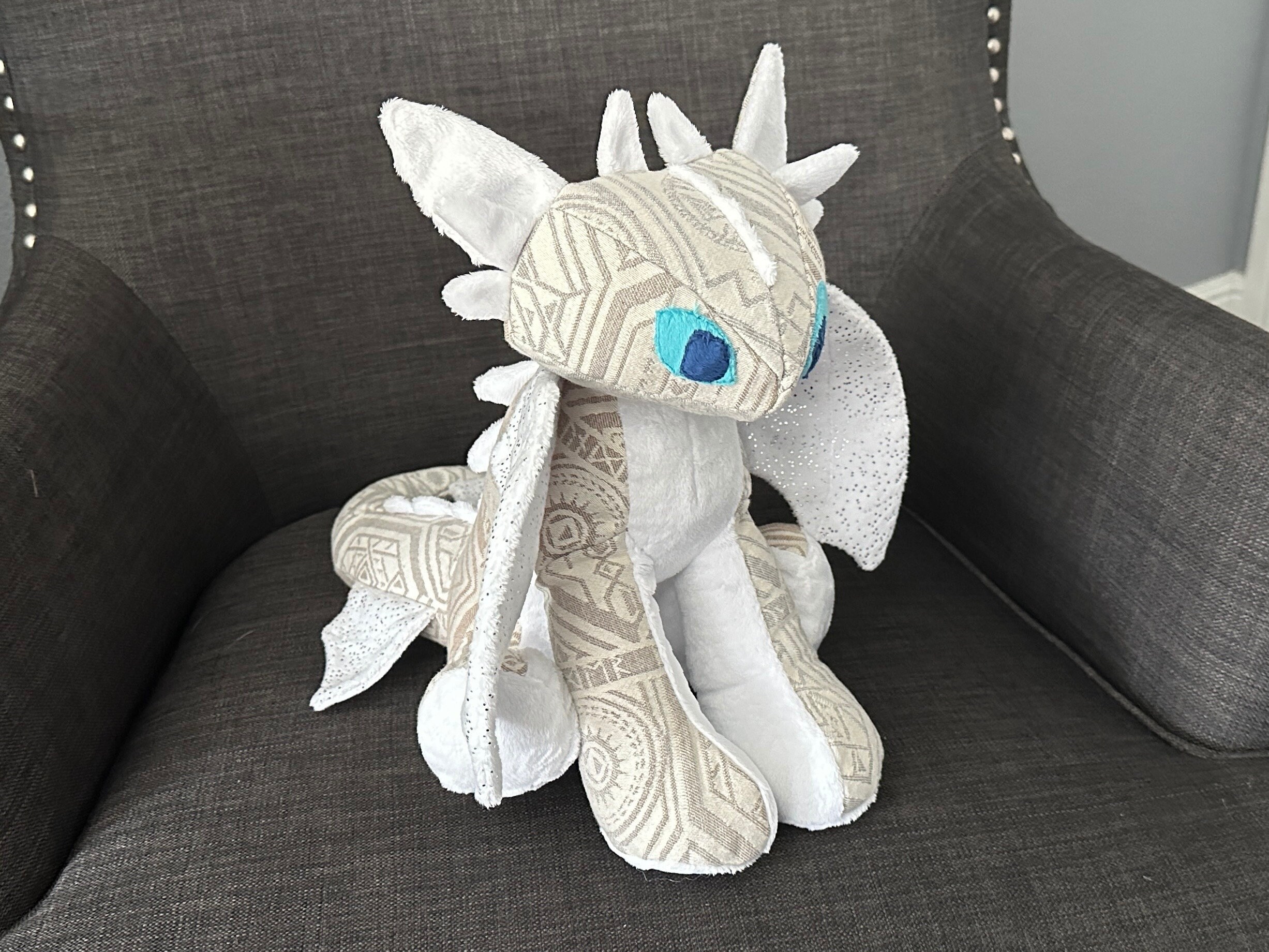 White Dragon, Light Fury, Night Fury, Toothless, HTTYD, Oscha Wrap ...