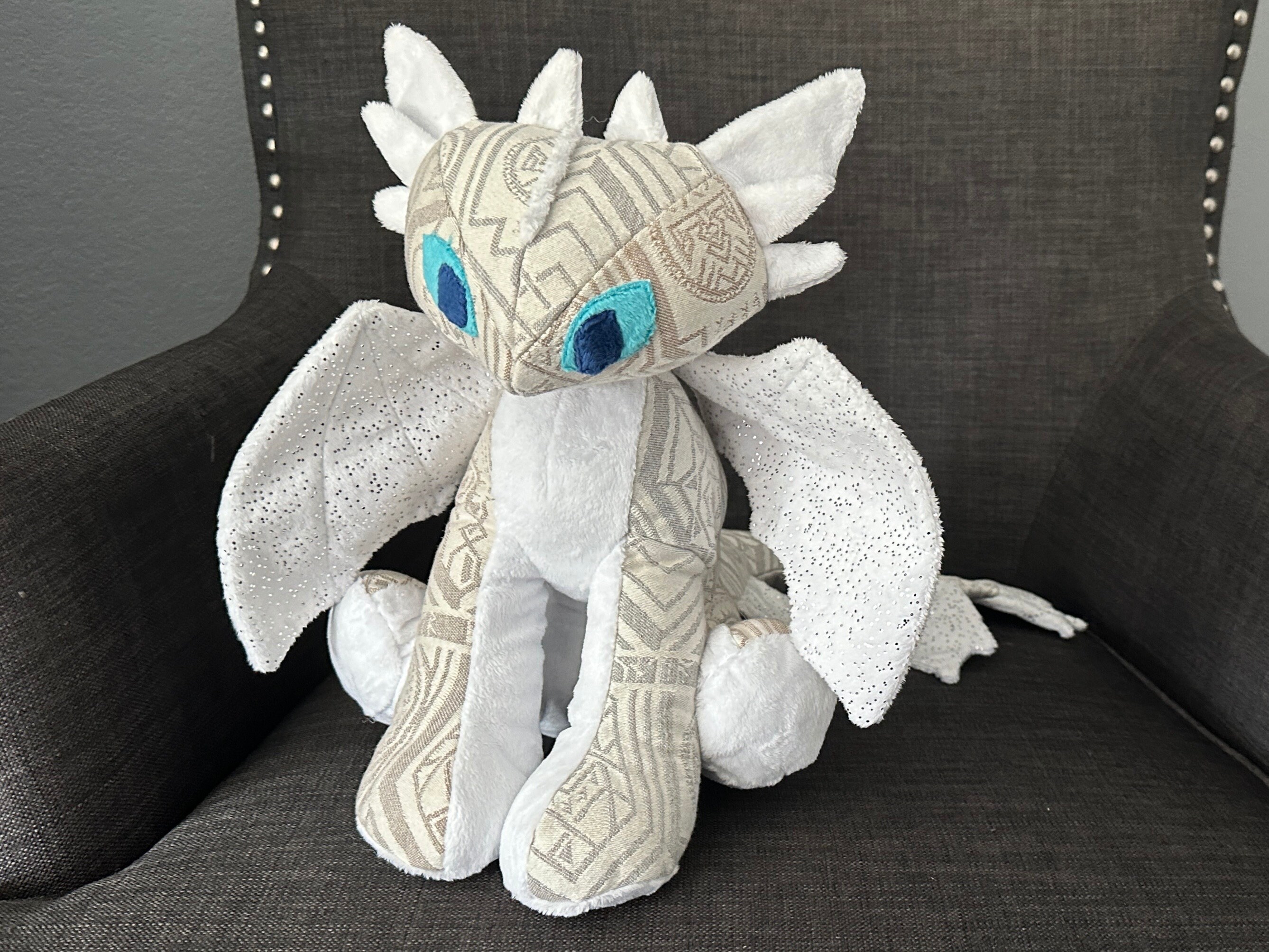 White Dragon, Light Fury, Night Fury, Toothless, HTTYD, Oscha Wrap ...