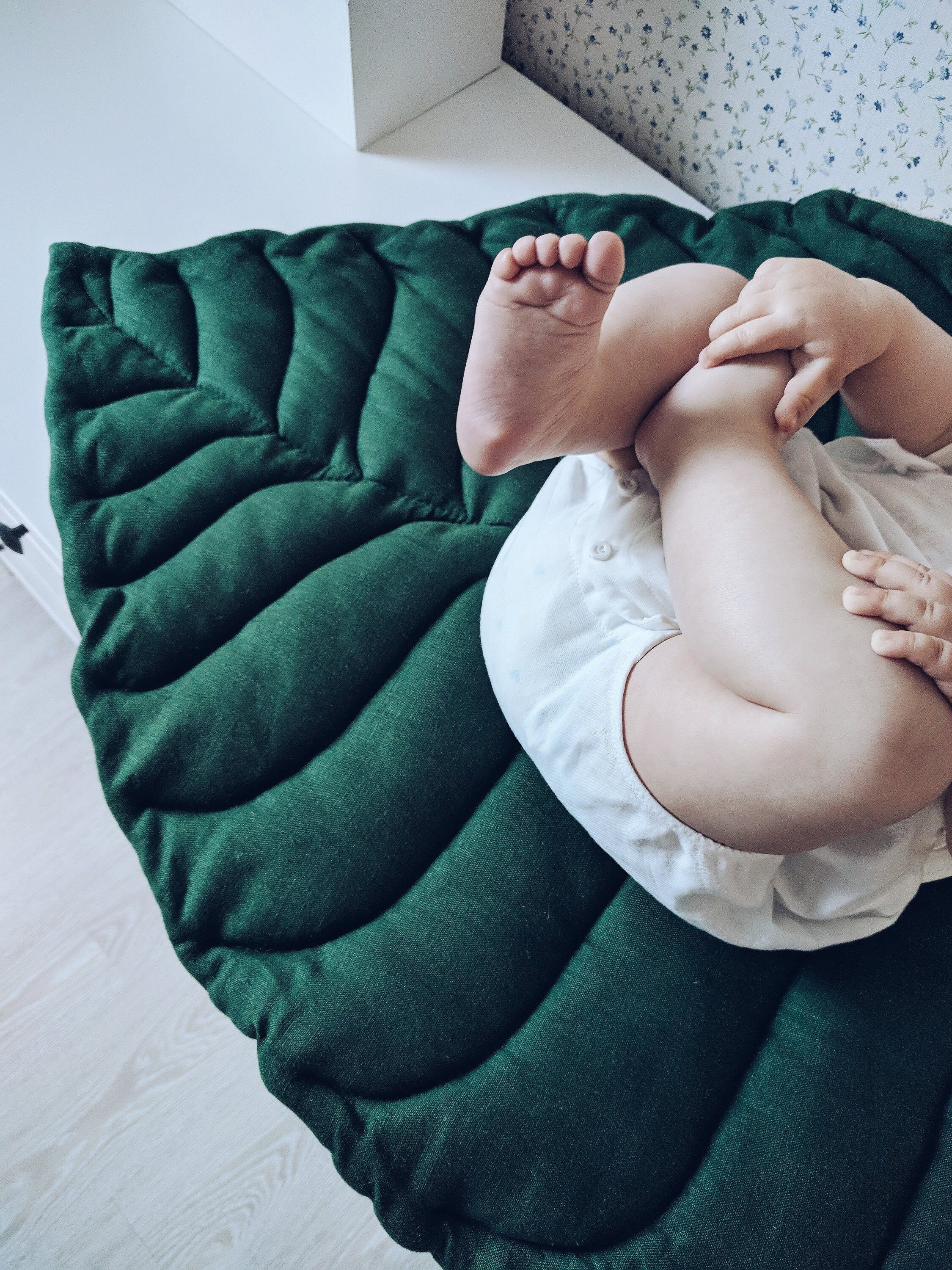 Leaf Play Mat From Natural Linen GREEN Color READY to SHIP - Etsy UK