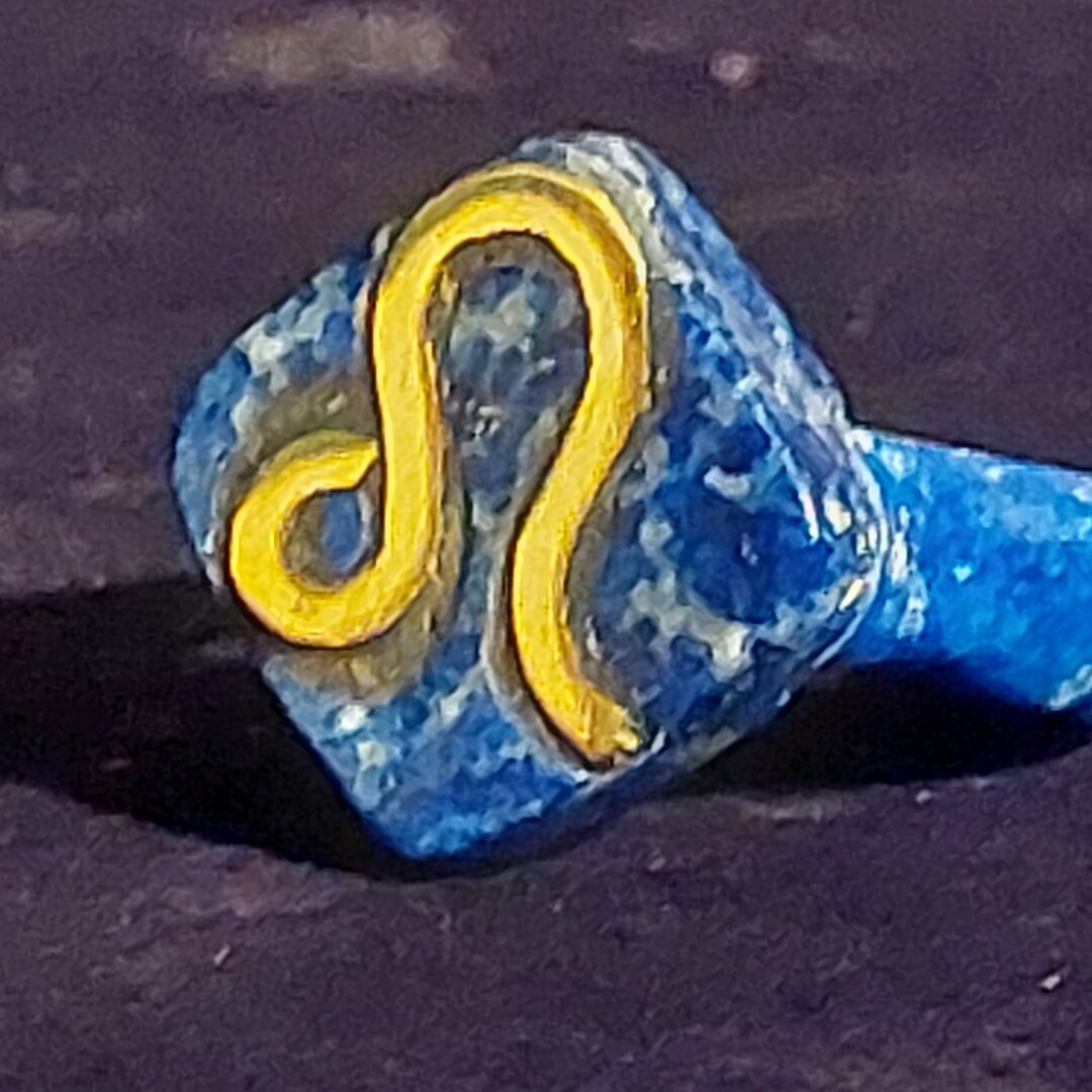 Symbolic Sign of the Times - Solid Hand-carved Lapis Lazuli Ring With ...