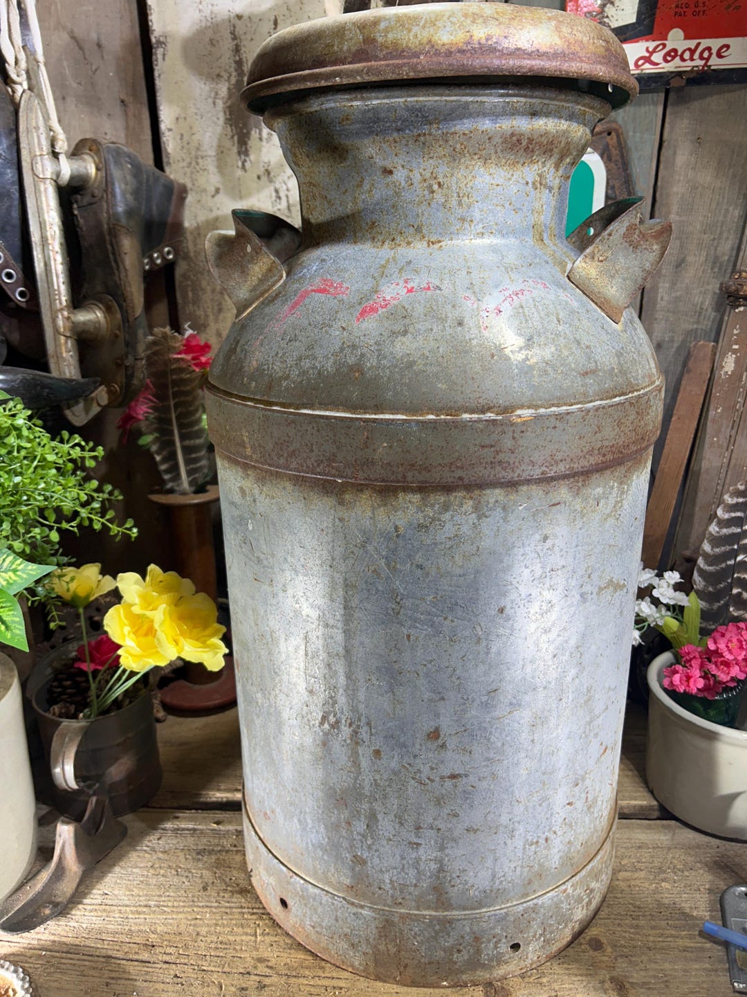 Vintage 10 Gallon Milk Can Syrup Bucket.... Farm Salvage. Garden ...