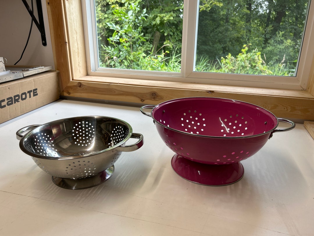 2 Colanders, 7 Quart, Pink, Sieves, Bowls , Strainer - Etsy