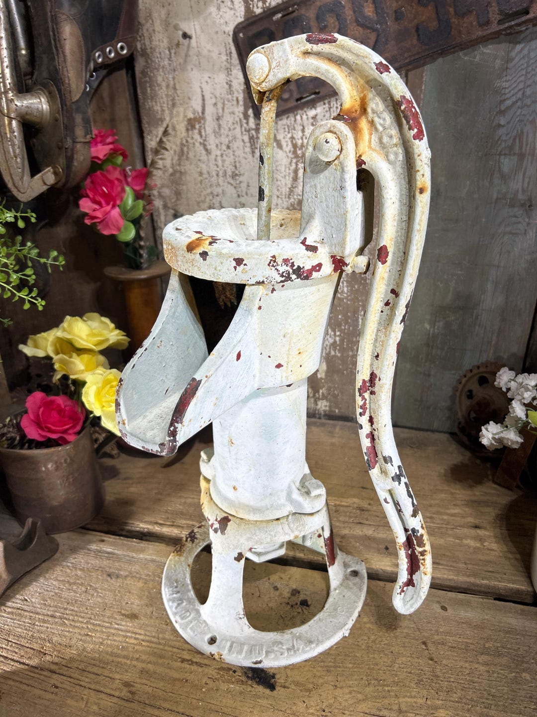 Vintage Well Cistern Water Pump, Farm Salvage. Made in the USA . Clean ...