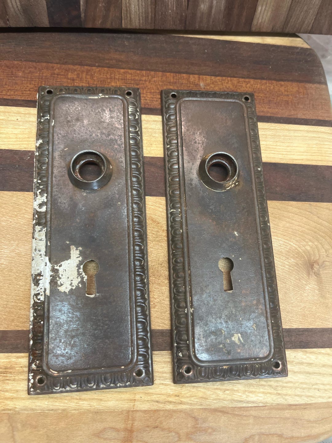 Victorian Authentic Metal Base Plates Door Knob, Door Handles Back ...