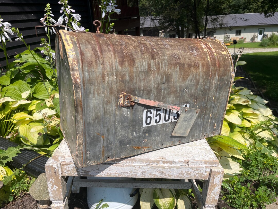 Vintage Large Galvanize Farm House Mailbox - Etsy