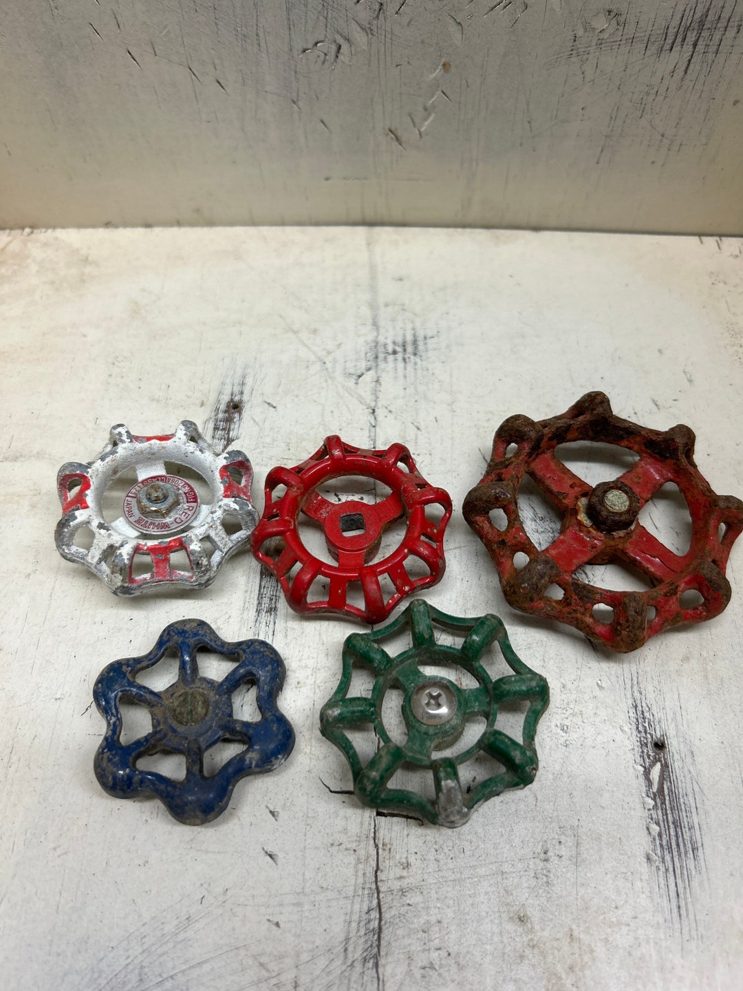 5 Vintage Valves Twist Top Valve Handles - Etsy