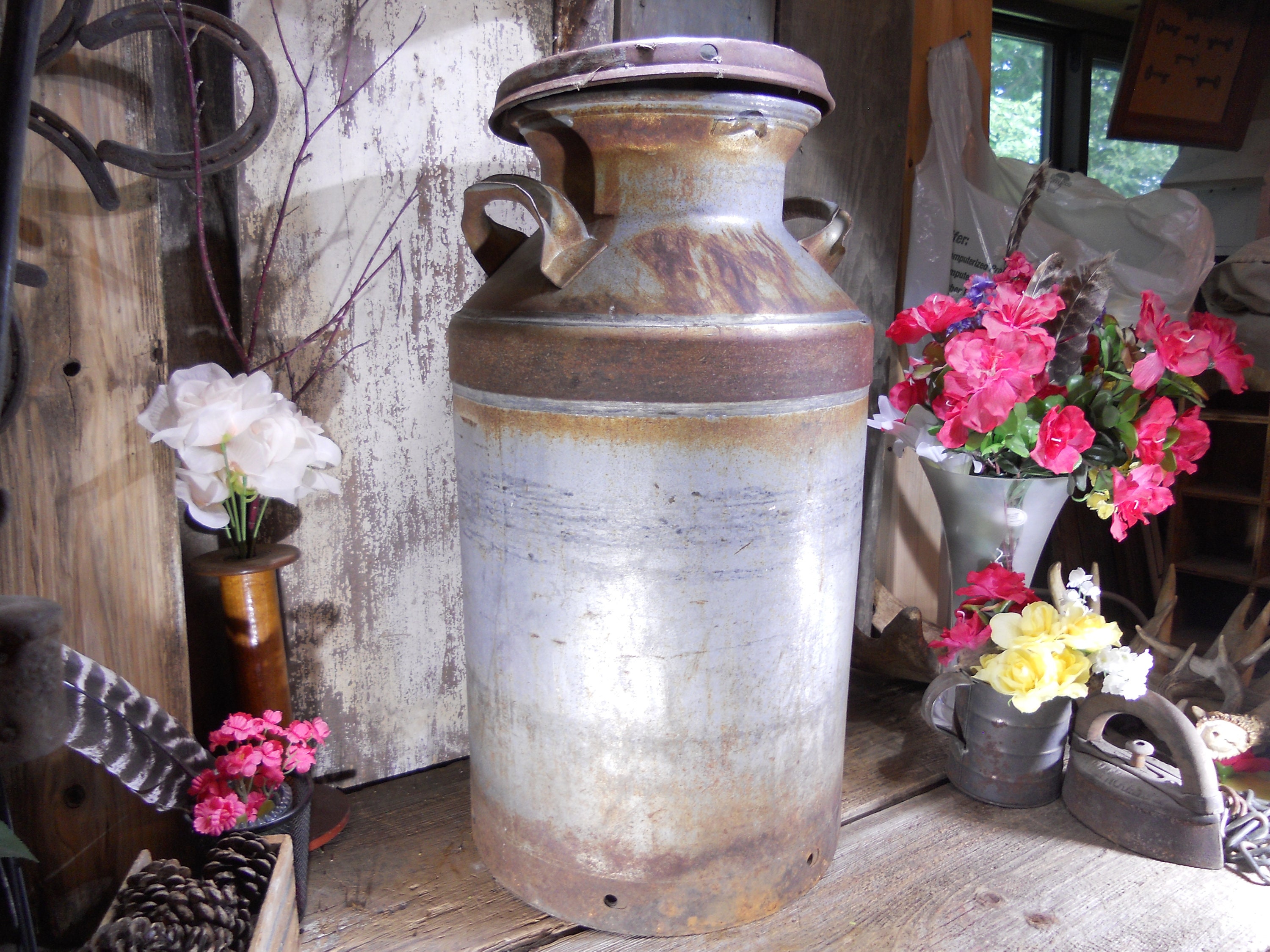 Vintage 10 Gallon Milk Can .barn.. Farm Salvage. garden | Etsy