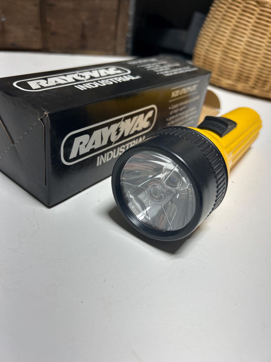 Vintage Rayovac Flashlight, Flashlite. New in Box - Etsy